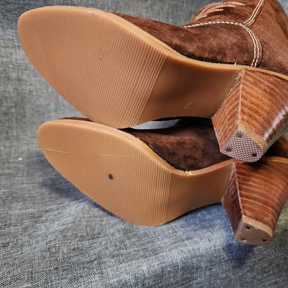 Pretty Feet | Shoes | Womens 7 Pretty Feet Brown Leather Slip On ...